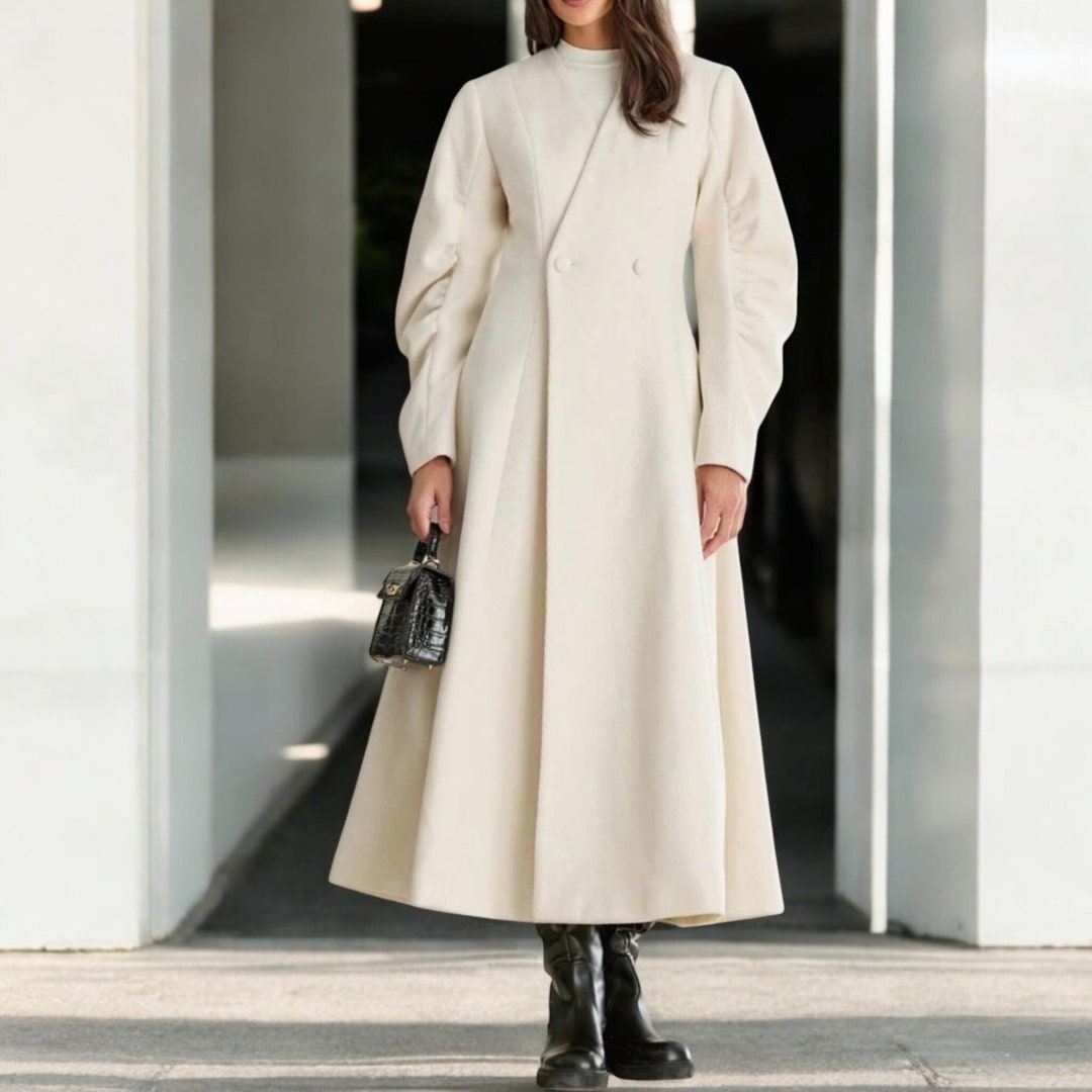 Elegant Retro Classic Long Cream Coat | Fitted | Cozy | Chic | Buttoned ...