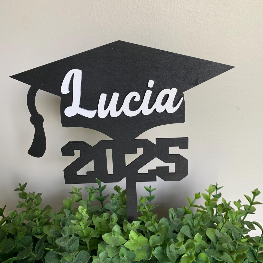 Personalized Graduation Cap Centerpiece: Custom Name, Class of 2025 - Etsy