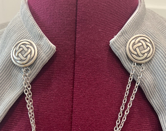 Grey Square Cape With Button and Chain Closure - Etsy