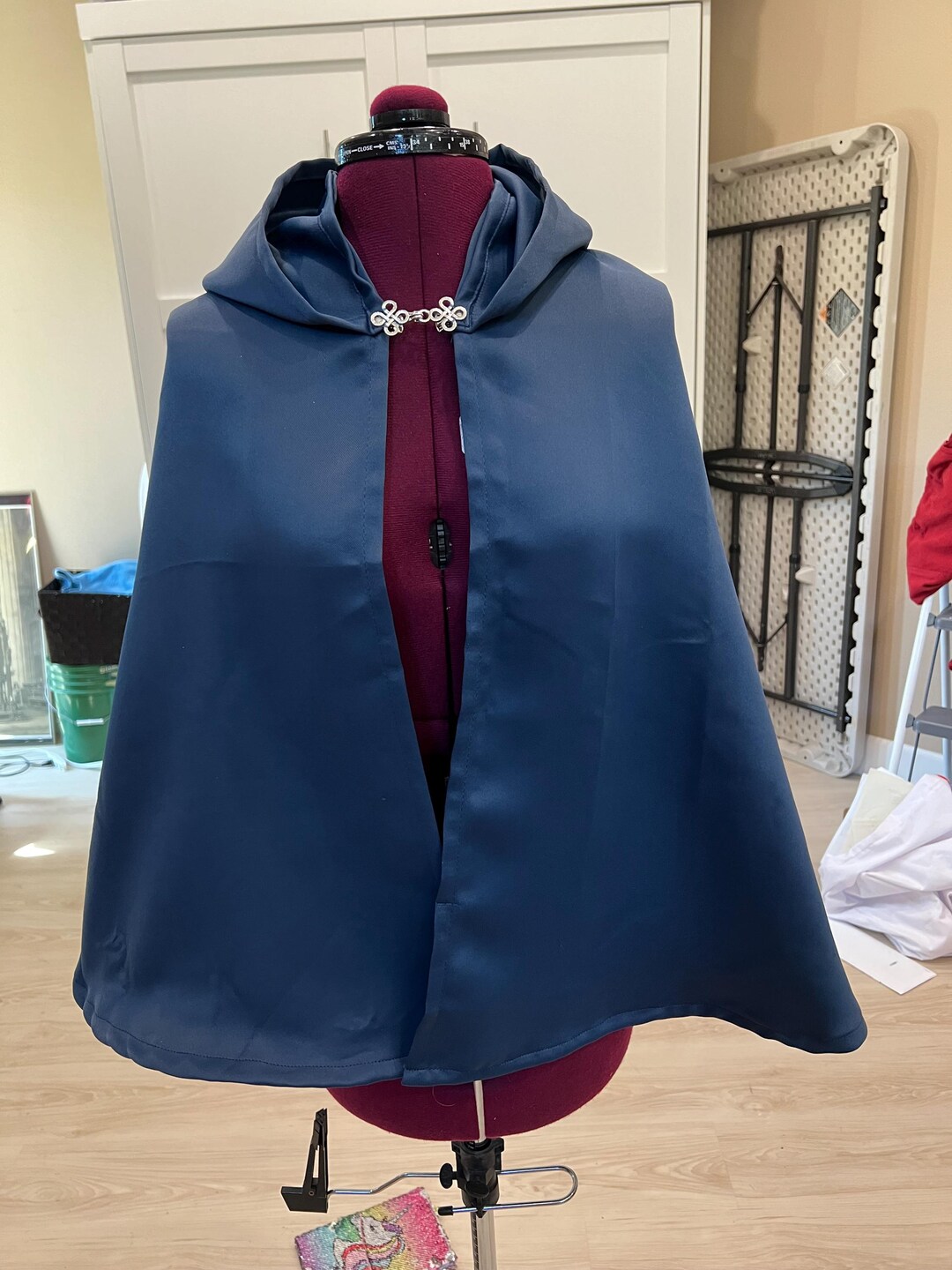 Hooded Capelet With Silver Celtic Knot Clasp - Etsy
