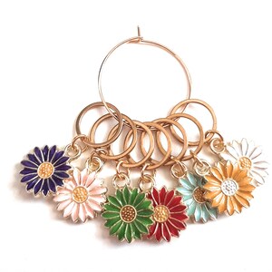 Daisy Flower Stitch Markers Set of 7 Colorful Small Knitting Crochet ...