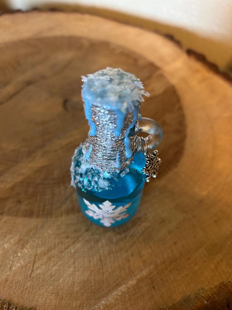 Wizarding World Ice Potion Bottle: Halloween Bookshelf Decor - Etsy