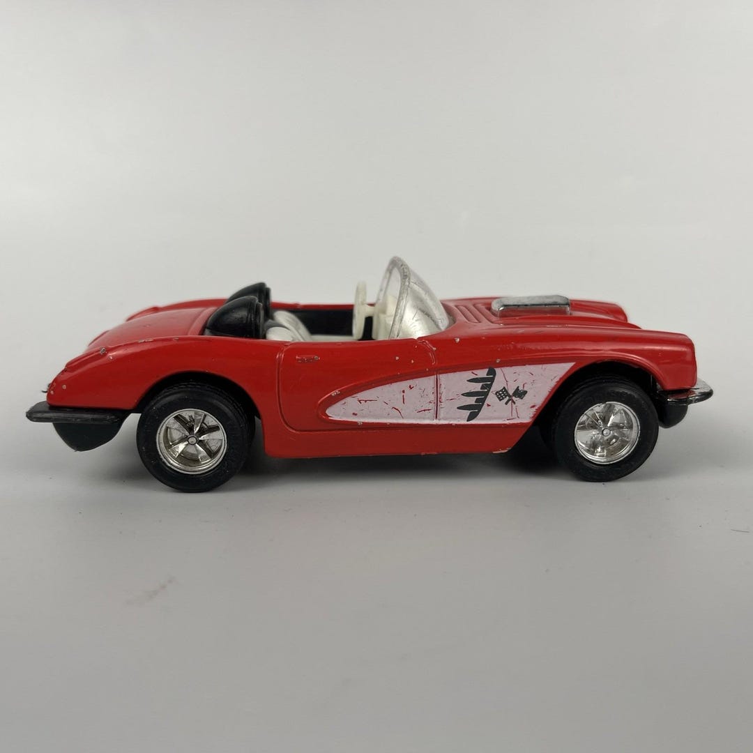 Vintage Tootsietoy 59' Chevy Corvette Red White Diecast Convertible Car ...
