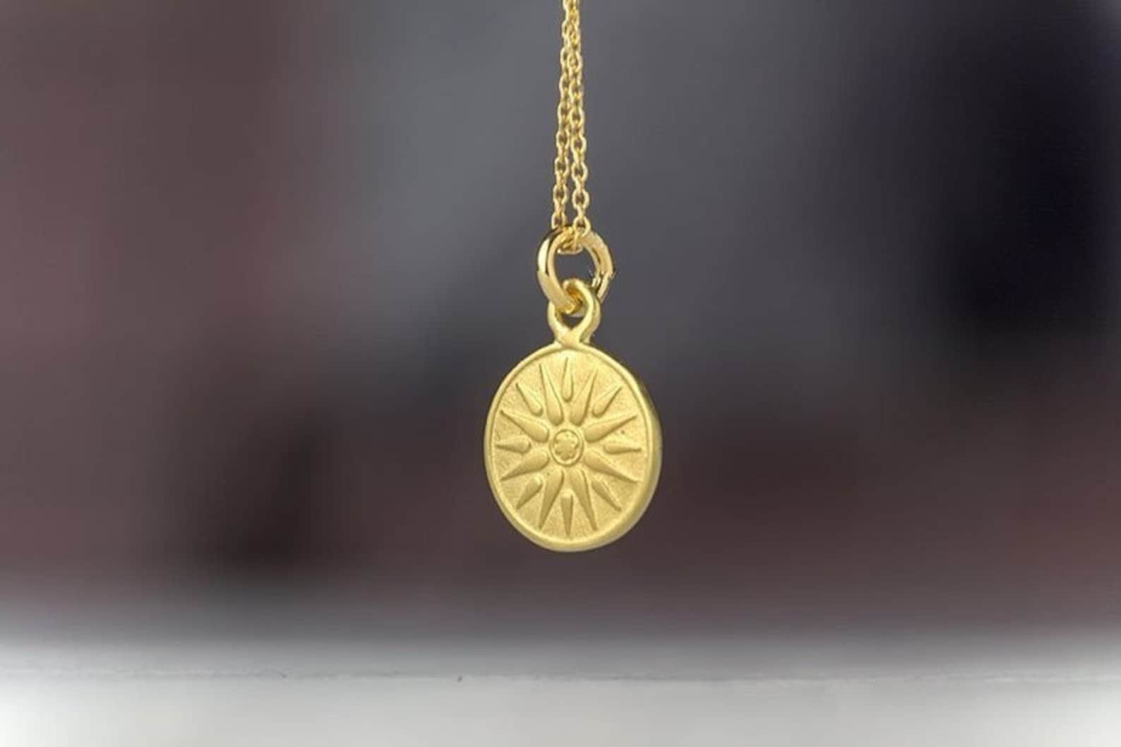 Sun Disc Necklace in 14k Solid Gold / Macedonian Star of | Etsy