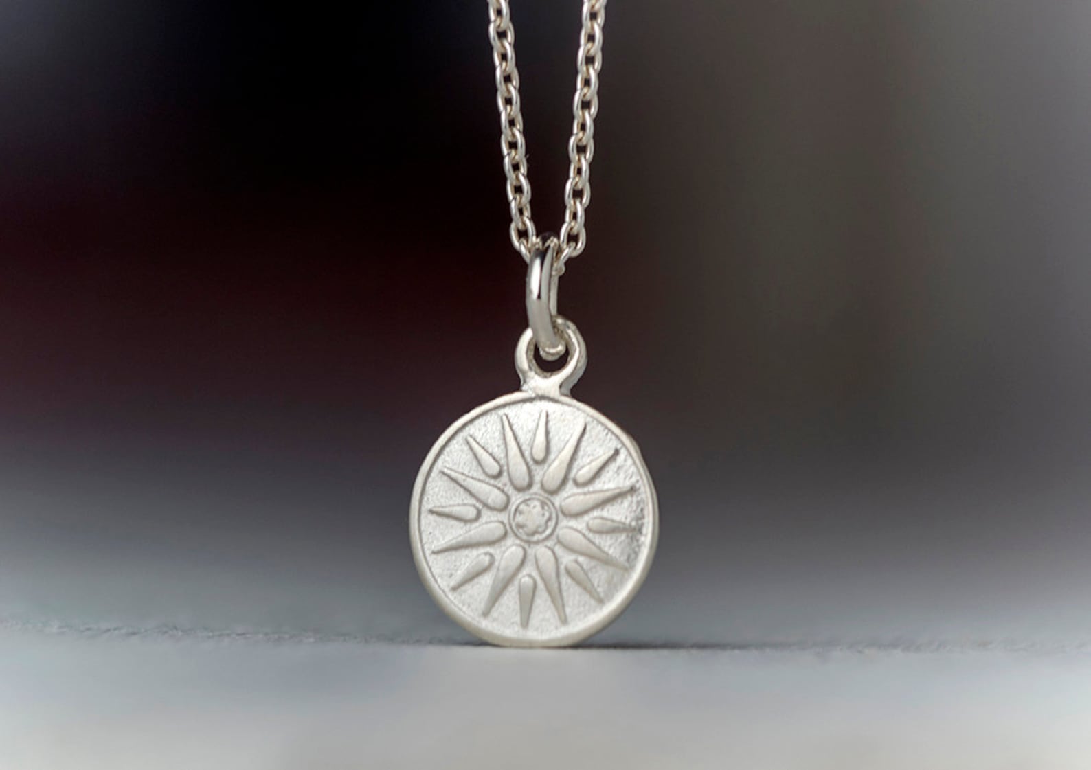 Sun Disc Necklace in 14k Solid Gold / Macedonian Star of | Etsy