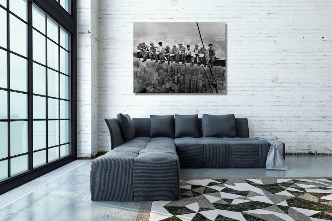 New York Construction Workers Lunching on a Crossbeam, Black and White ...