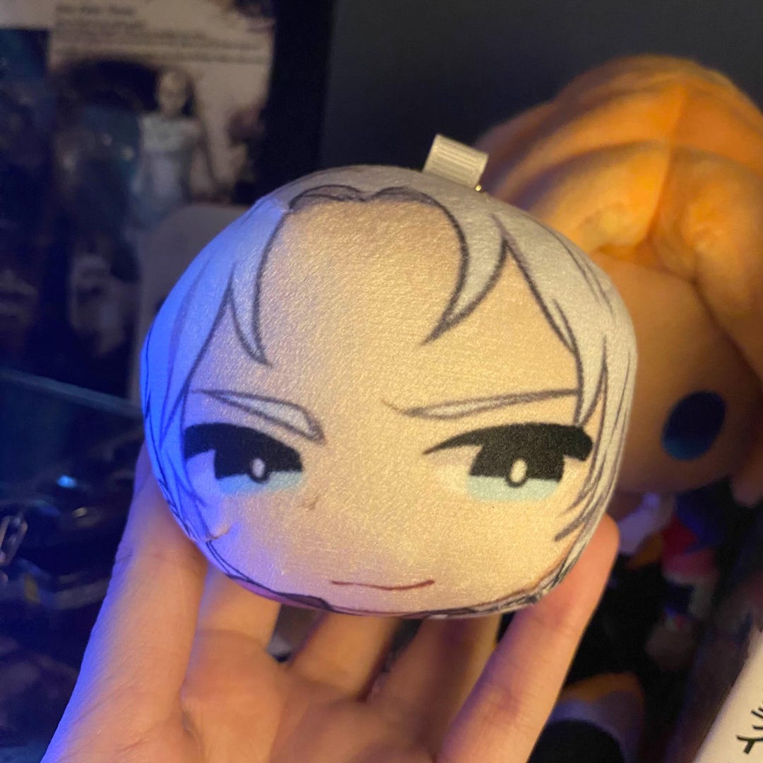 Devil May Cry Dante Manjuu Plush - Etsy