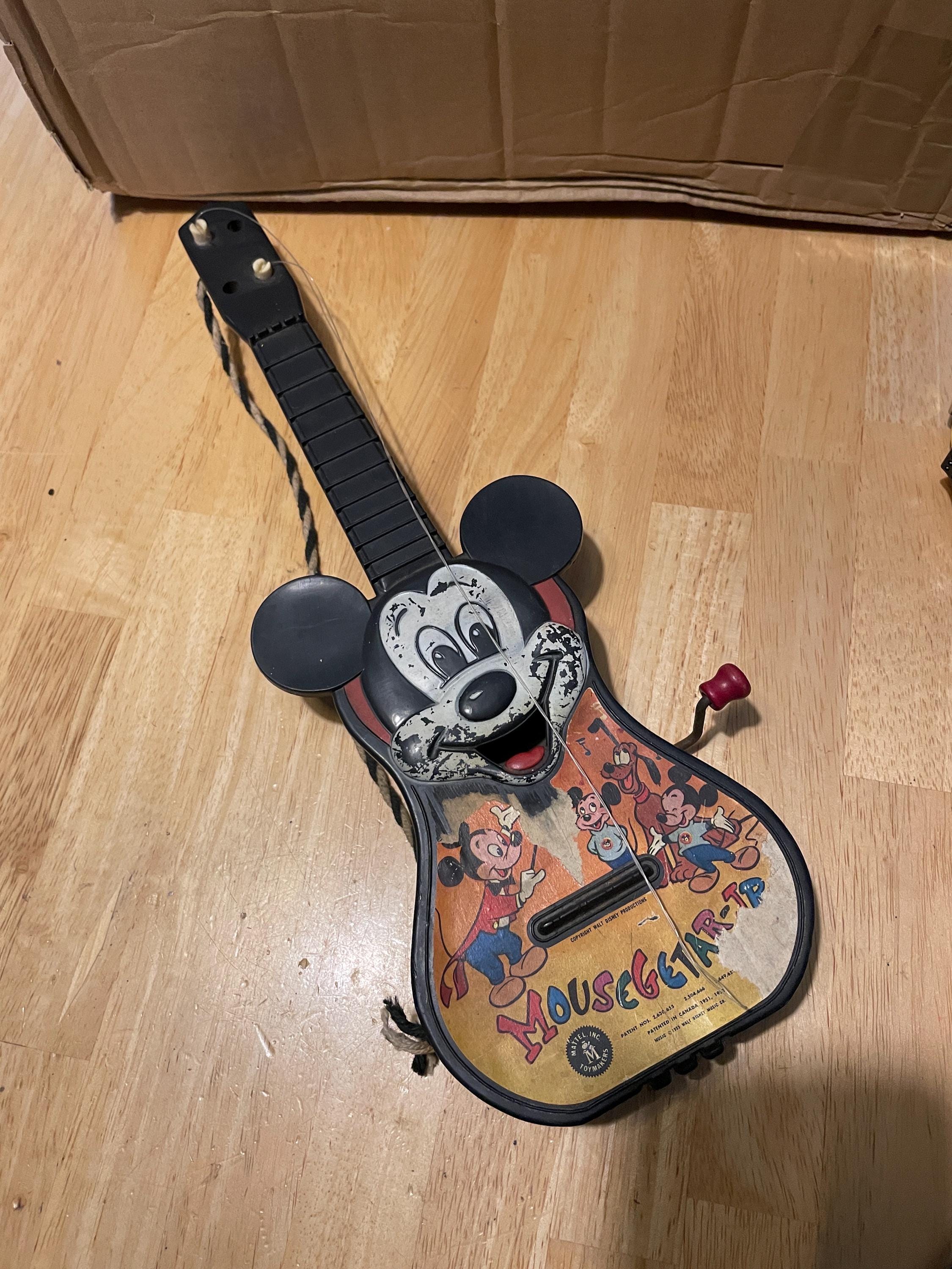 Vintage Walt Disney Mickey Mouse Club Mousegetar Jr Musical Guitar ...