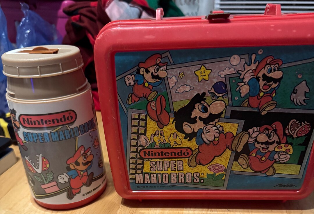 Vintage 1988 Nintendo Super Mario Bros. Aladdin Plastic Lunchbox ...