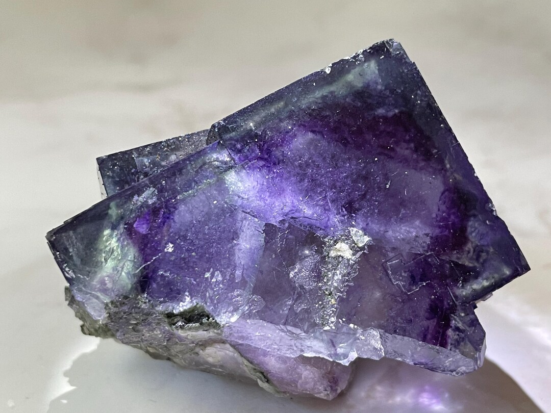 Deep Purple YGX Yaogangxian Phantom Fluorite With Amazing Luster ...