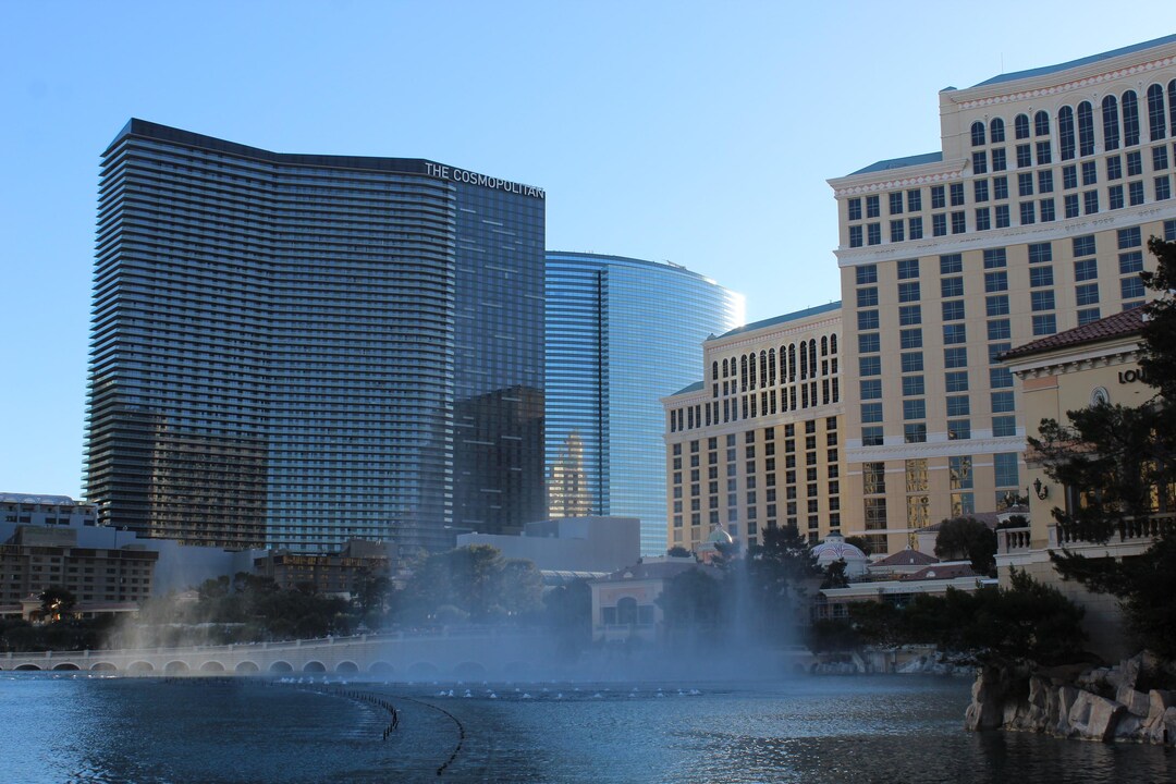Stunning Caesars Palace Water Fountain in Las Vegas (digital Downloads ...