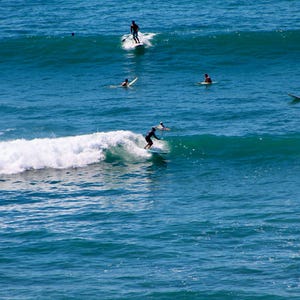 Surf's Up: Dynamic Moments at Diamond Head Beach (digital Downloads) - Etsy