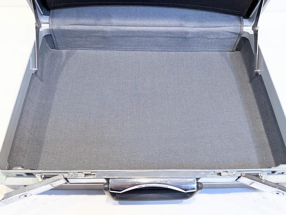 Classic Vintage Samsonite Dark Gray Hard-Shell Briefc… - Gem