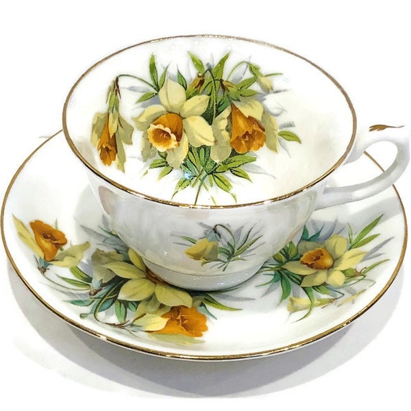 Daffodil Tea Cup - Etsy