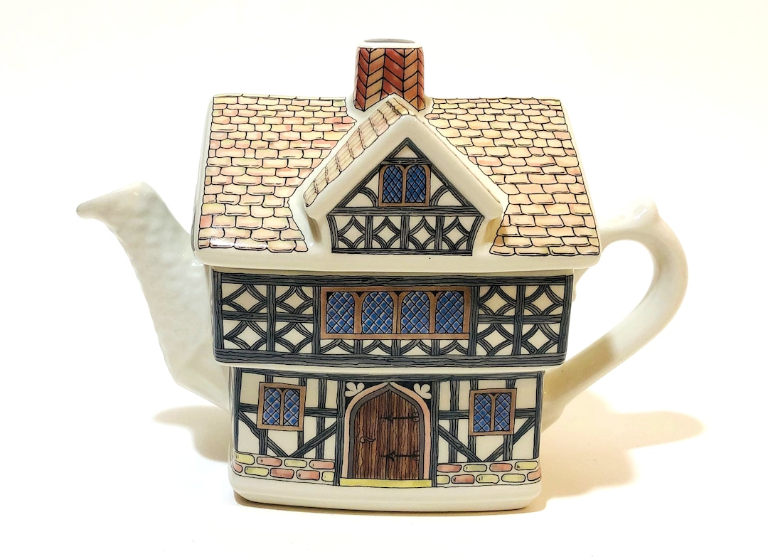 Vintage Sadler Teapot, tudor House, English Country Houses Series, 16th ...