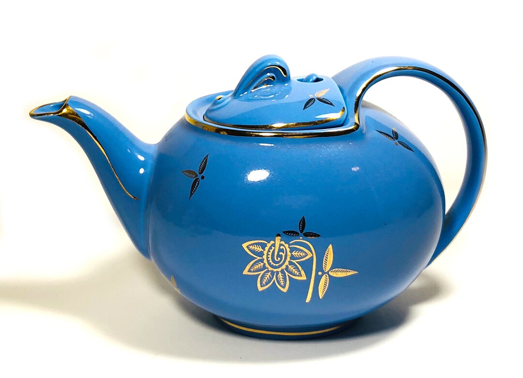 Vintage Cornflower Blue Teapot by "hall", Made in the USA, 6 Cup ...