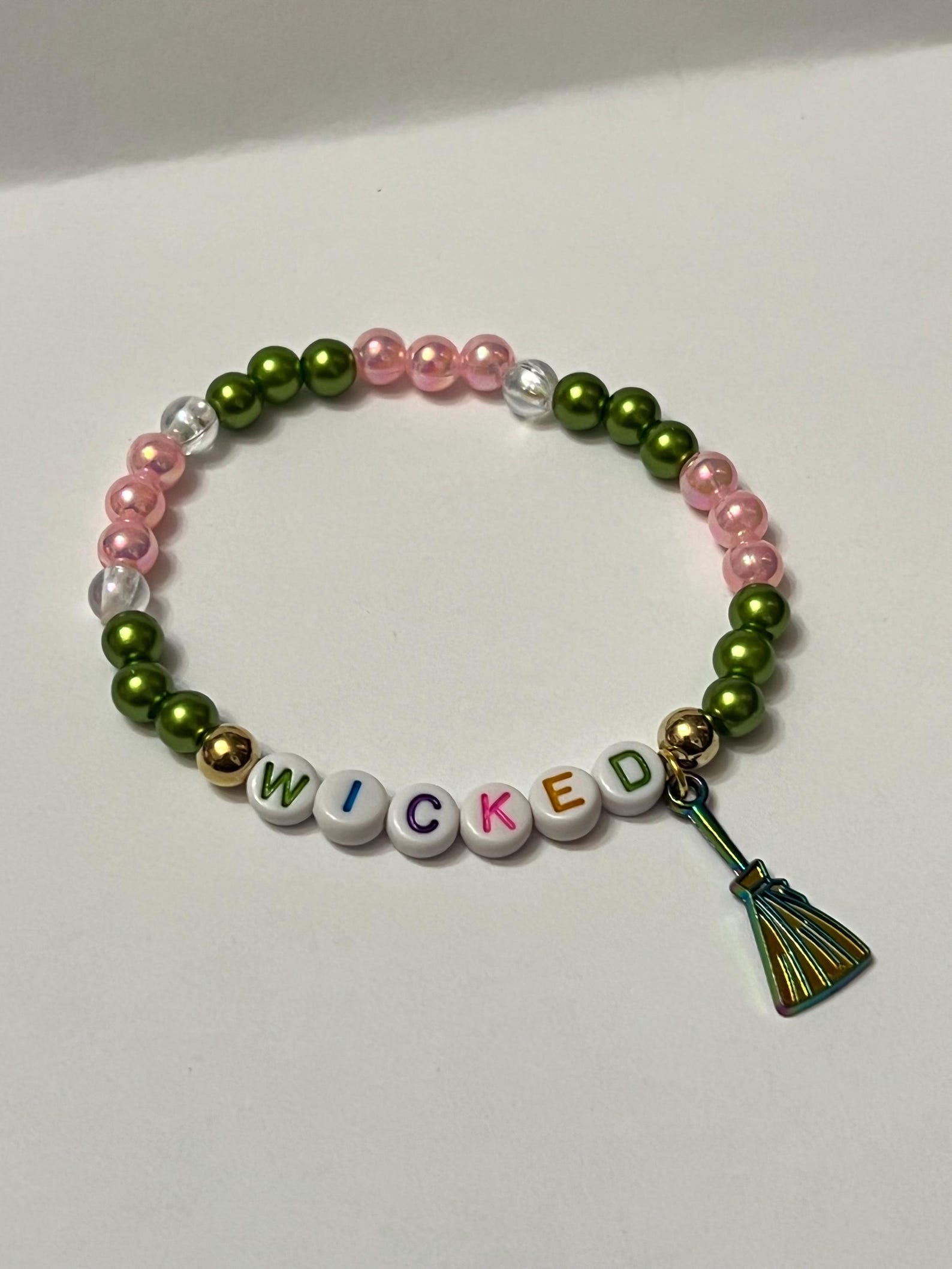 Wicked Inspired / Friendship Bracelet - Etsy