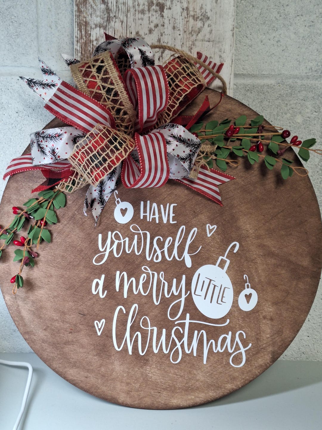 Merry Christmas Round Wood Sign - Etsy