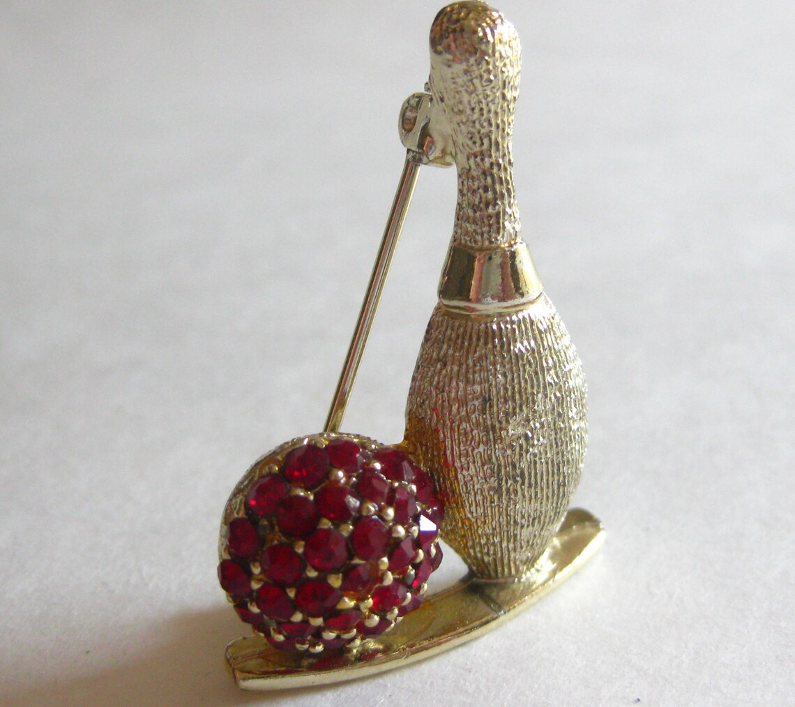 Bowling Pin Brooch Red Garnet Rhinestone Ball Signed Vintage - Etsy