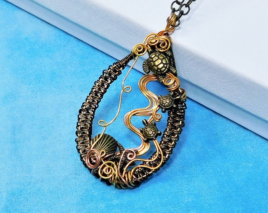 MontourDesigns - Etsy