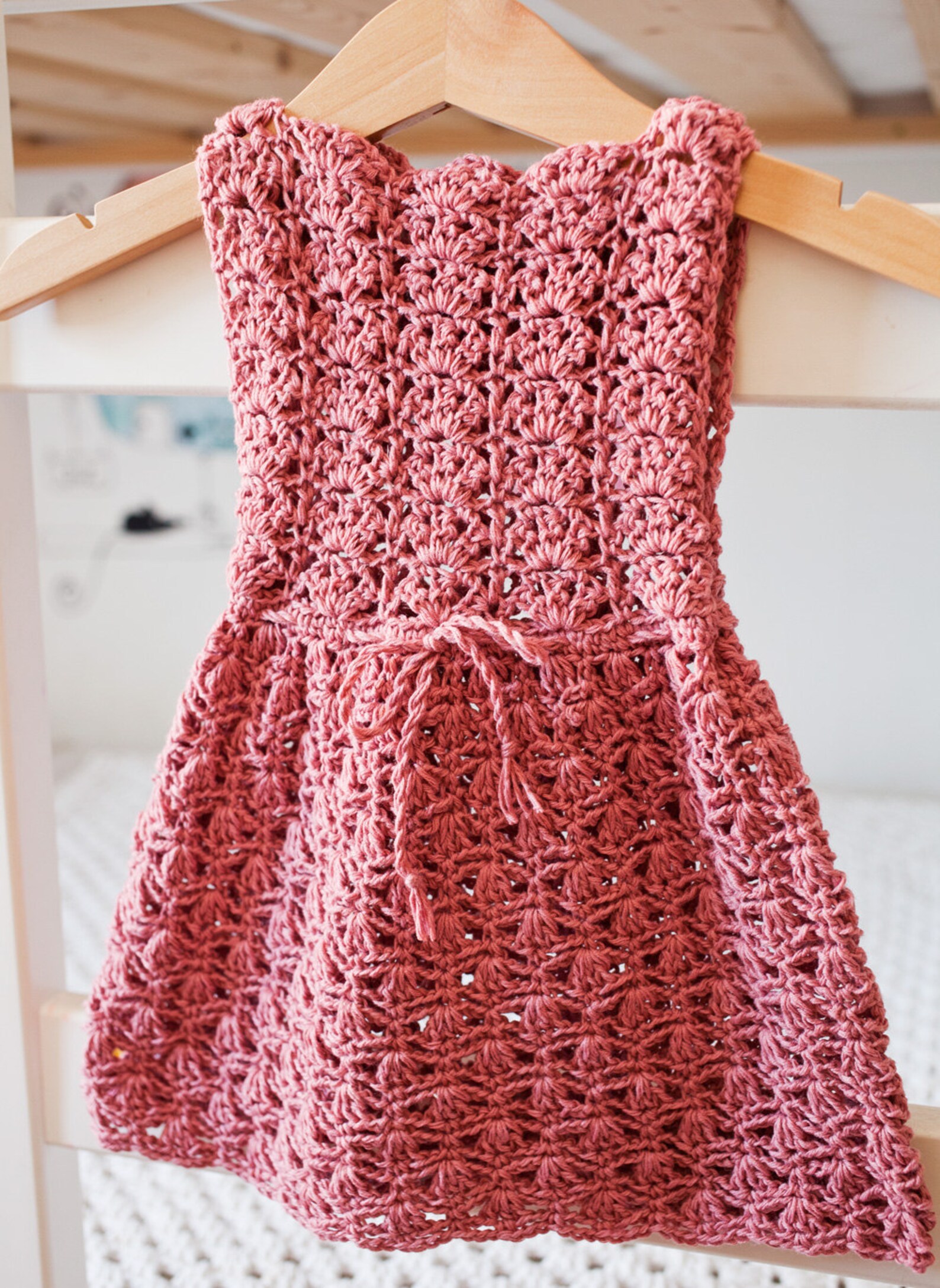 Crochet PATTERN Scalloped Neckline Lace Dress baby - Etsy México