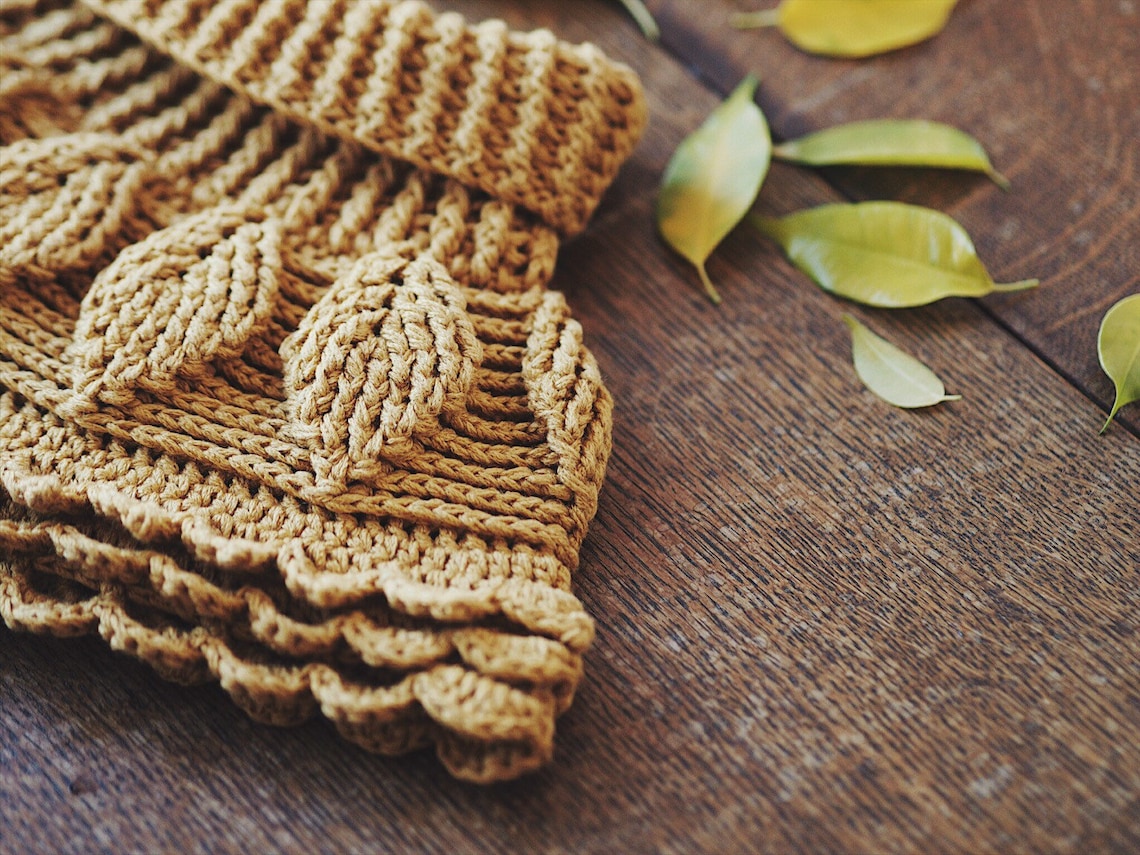 Crochet Cowl PATTERN Autumn Leaves Cowl toddler to Adult - Etsy