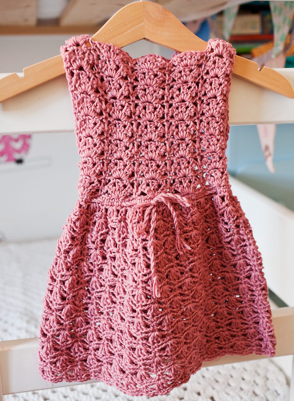 Crochet PATTERN Scalloped Neckline Lace Dress baby - Etsy México
