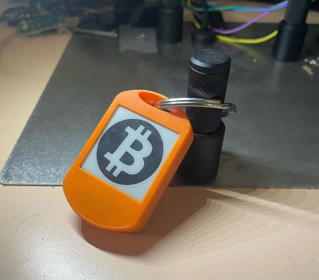 BTC E-ink Keychain Gadget - Etsy