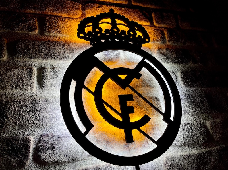 Real Madrid LED Sign - Football Team Logo Wall Decor - Sports Bar Decor ...