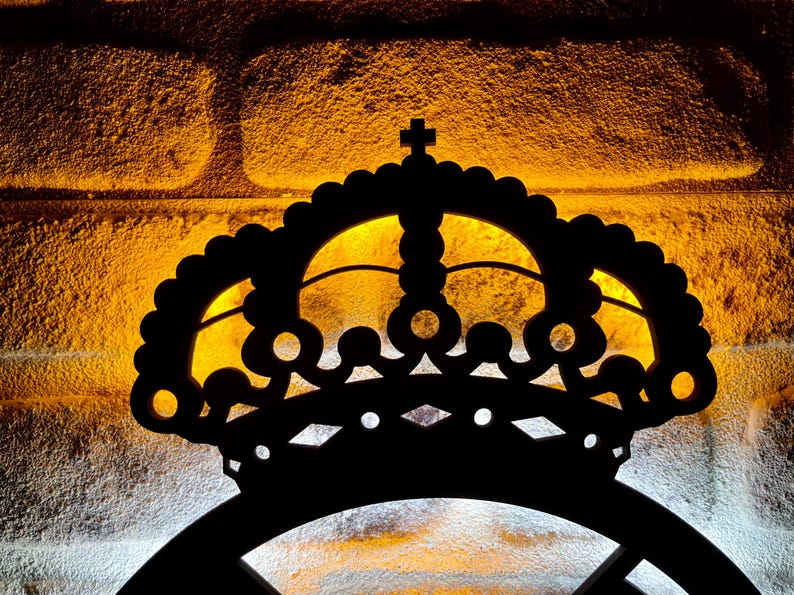 Real Madrid LED Sign - Football Team Logo Wall Decor - Sports Bar Decor ...