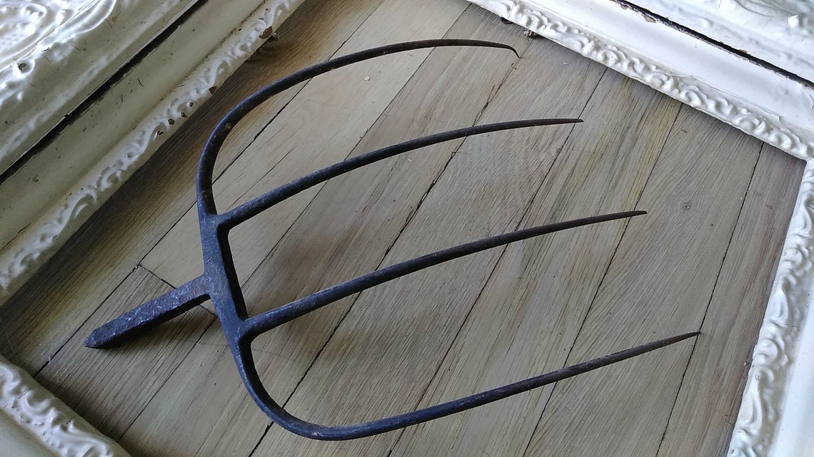 WROUGHT IRON PITCHFORK Antique 4 Tine Farm Pichfork Head,iron Pitchfork ...