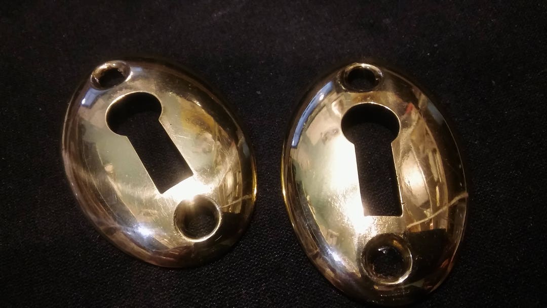 2 OVAL BRASS ESCUTCHEONS, New Old Stock Keyhole,jewelry Findings ...