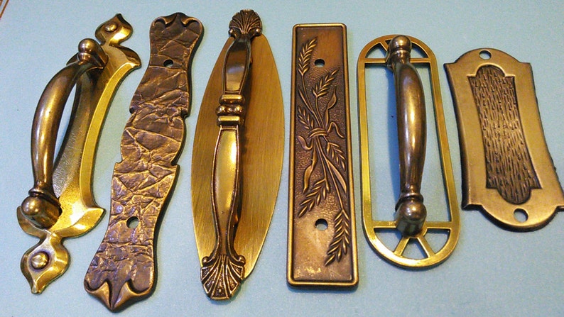 1 Vintage BRASS BACKING PLATE drawer Pullsjewelry - Etsy