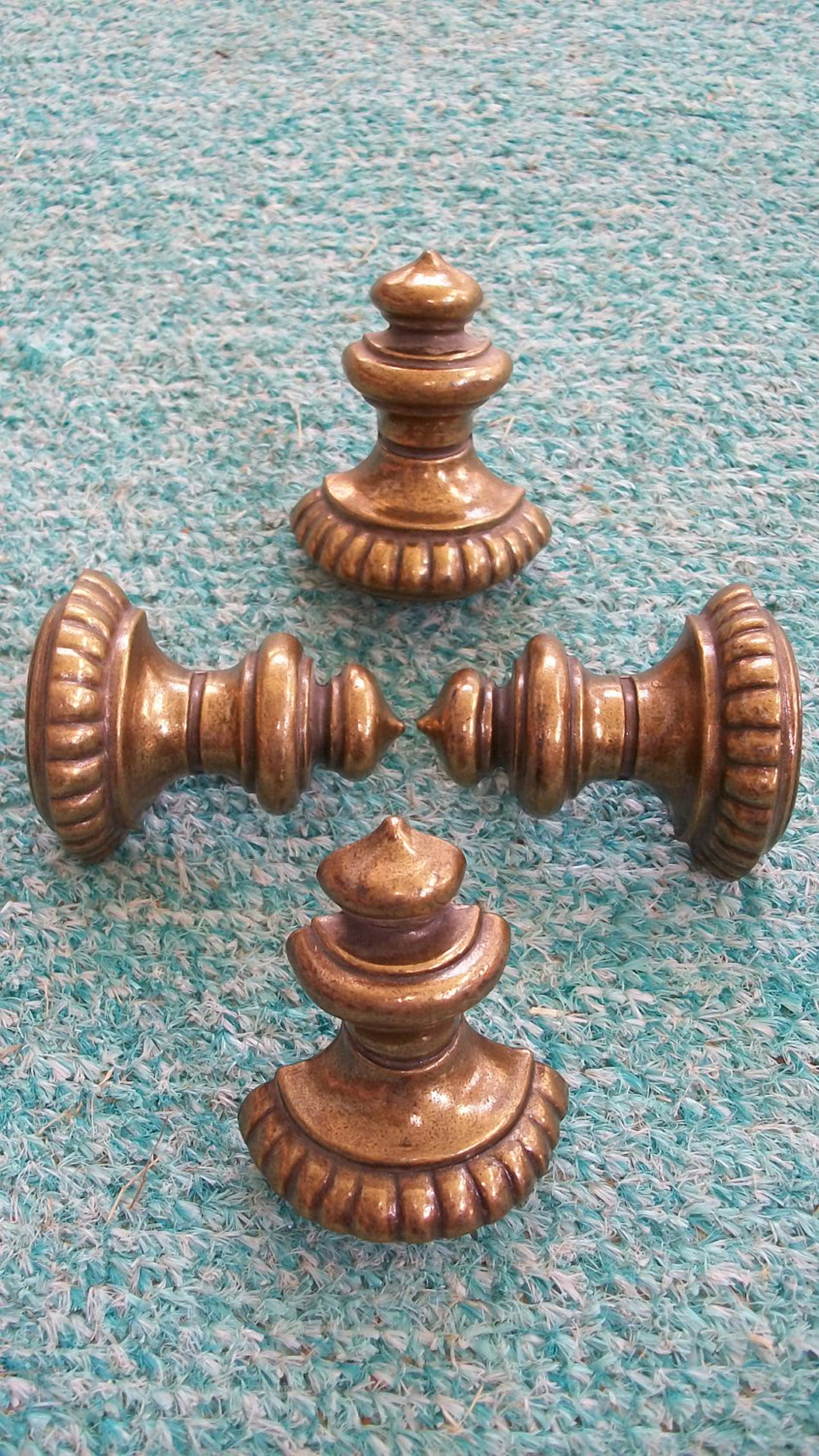 1 Chunky 1 3/8c KEELER Chess Piece KNOB W/ Fluted | Etsy