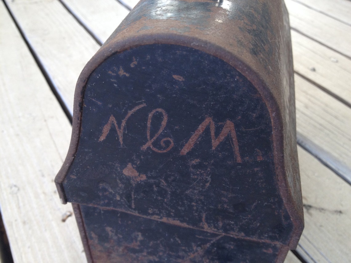 METAL LUNCH BOX Rusty Crusty Domed Lunchboxindustrial - Etsy