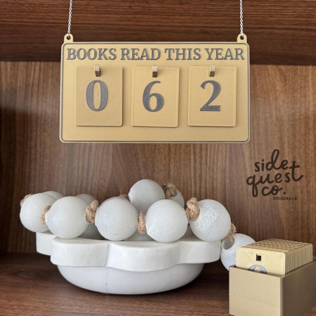 Hanging Book Tracker: Reading Challenge, Bookworm Decor - Etsy