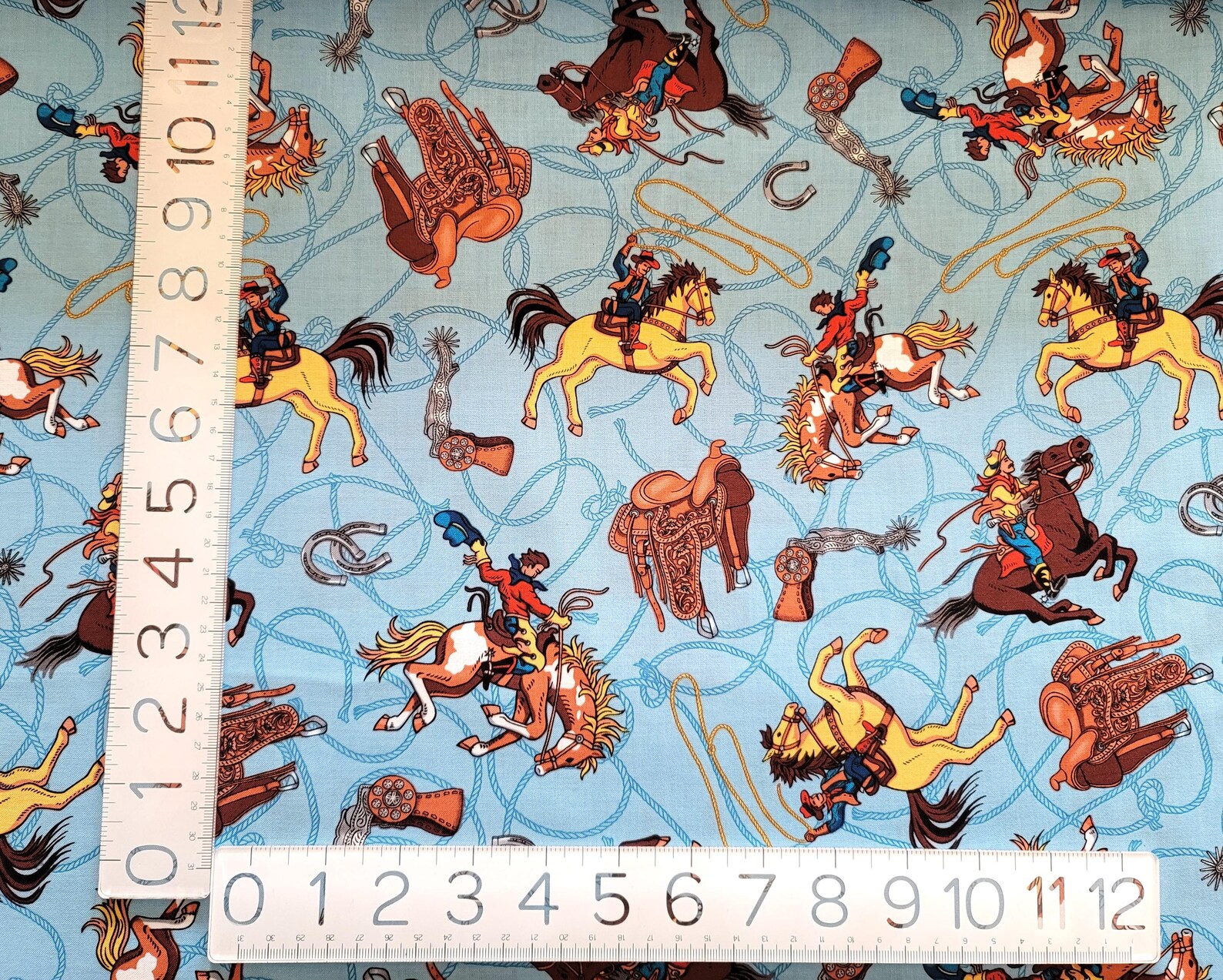 Cowboy Wild West Toss Western Theme Bucking Broncos Saddle Lasso Great ...
