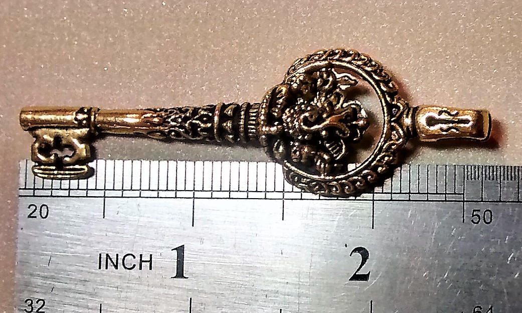 E-115 Gold-tone Pewter Key - Etsy