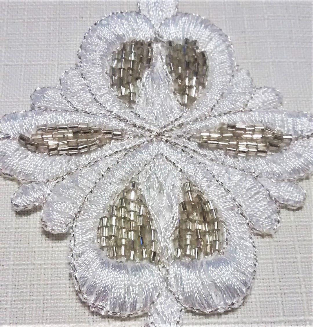 E-171: Cream, and White Colored Applique of Bugle Glass Beads in an ...