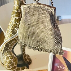 Vintage Silver Mesh Coin Purse With Intricate Engraved Design Elegant ...