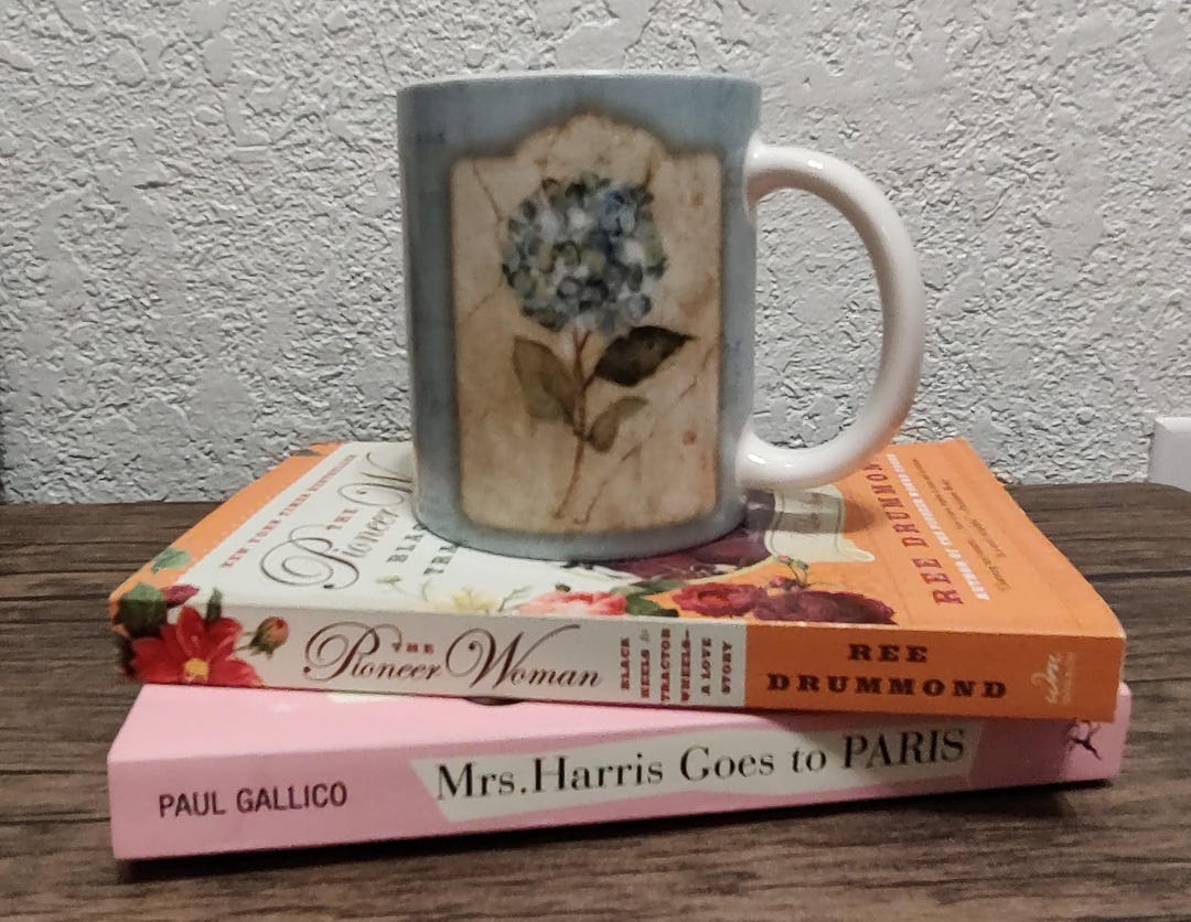 Amcal "hydrangea on Cracked Linen" Cheri Blum Mug. Microwave ...