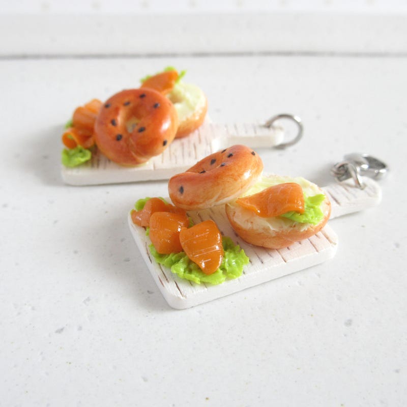 Bagel Keychain - Etsy