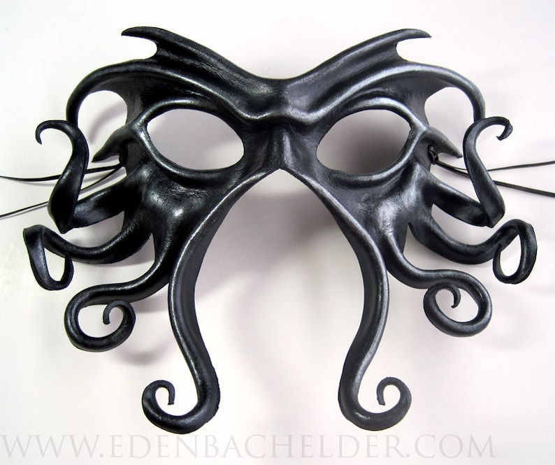 Cthulhu Leather Mask Hand-painted in Metallic Black and - Etsy