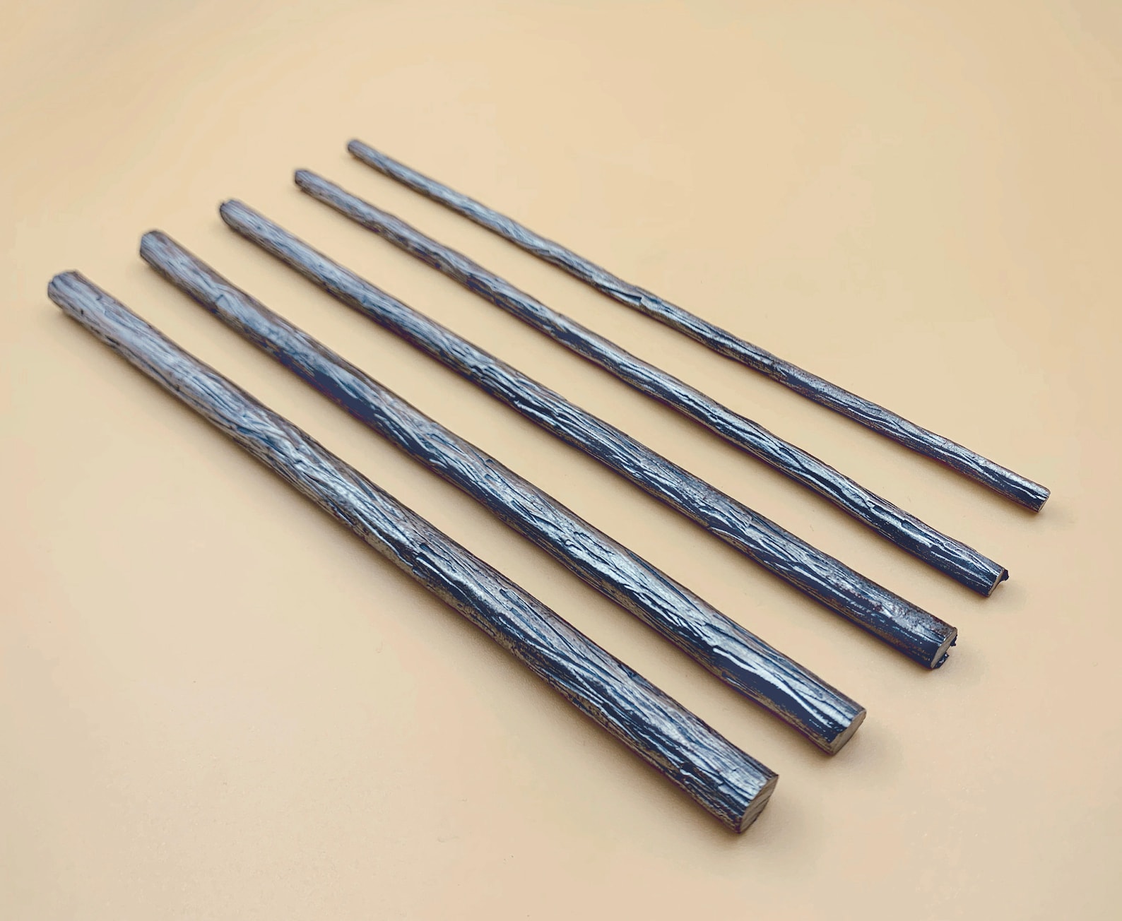 Hand Forged 1 Meter Long Textured Steel Round Bar Hammered Metal Rod ...