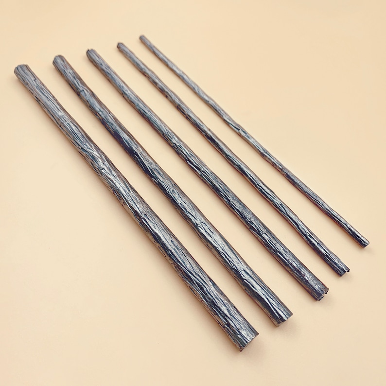 Hand Forged 1 Meter Long Textured Steel Round Bar Hammered Metal Rod ...