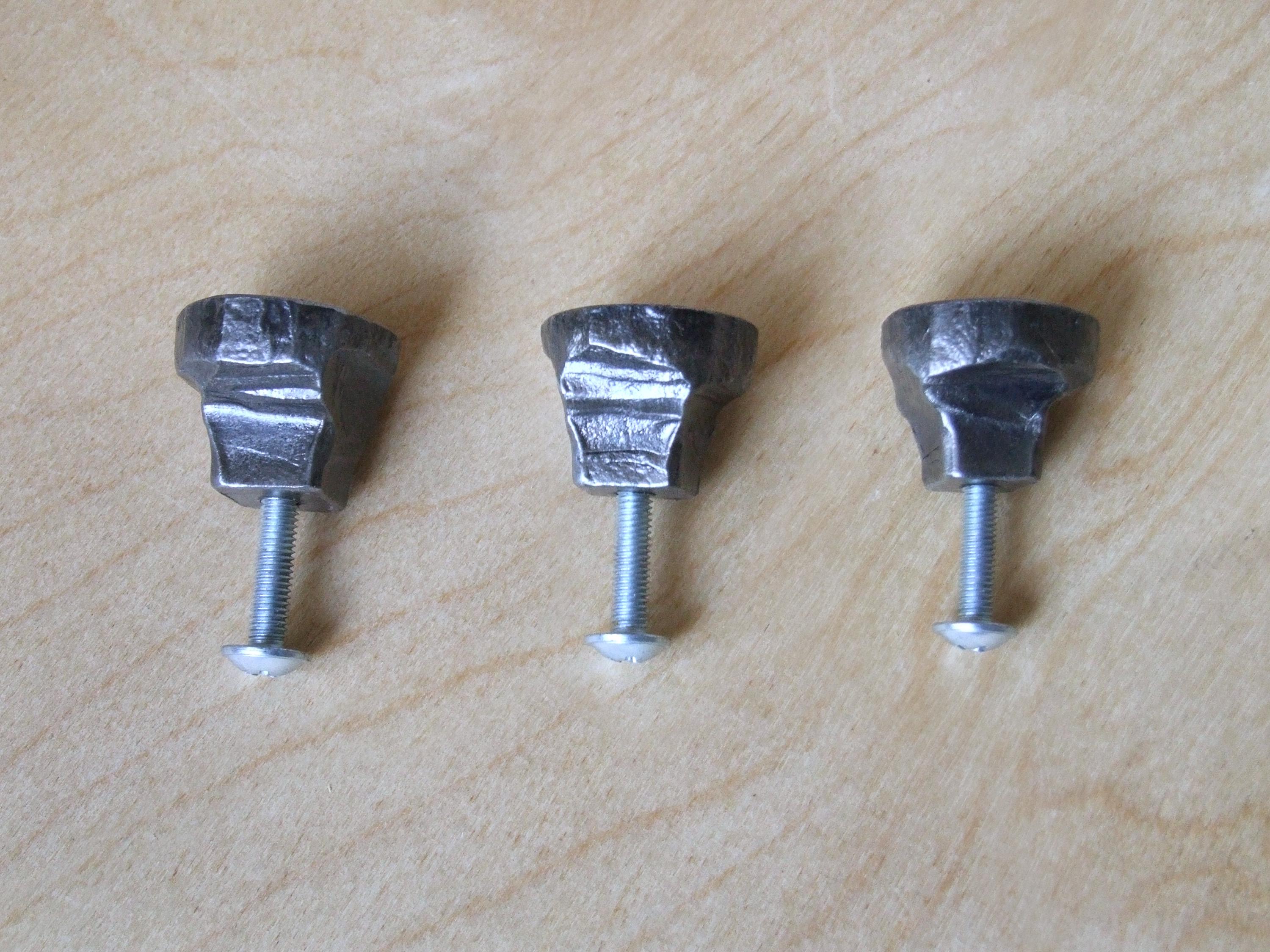 Hand Forged Small Rustic Drawer Knobs Pulls Handles Farmhouse Rustic ...