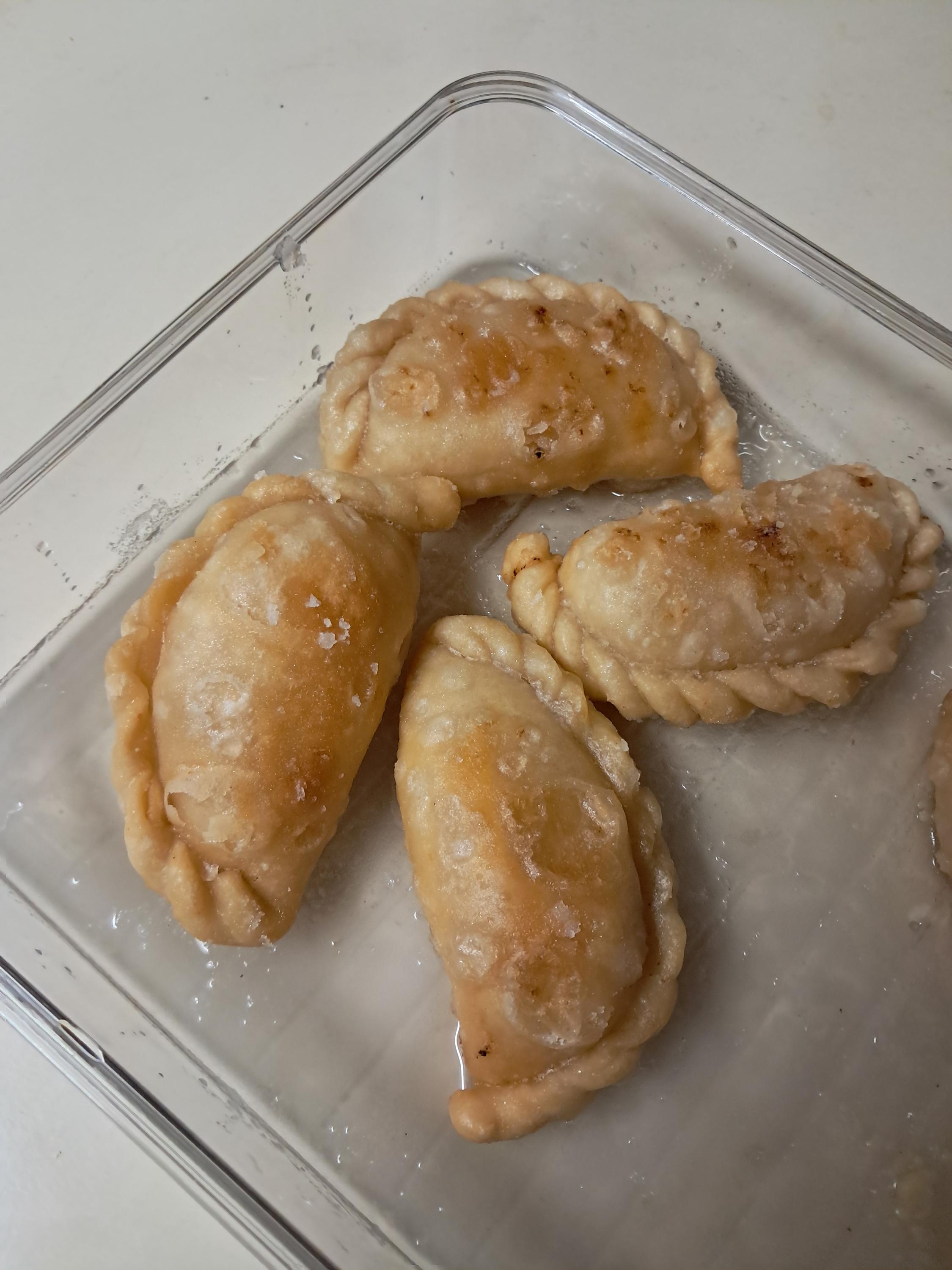 Sweet Dumplings Khoye Ki Ghujia Mawa Gujiya Indian Desserts Holi ...