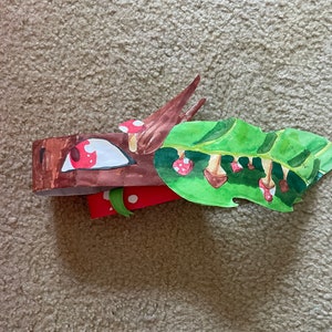 Mushroom Dragon Puppet round Base - Etsy