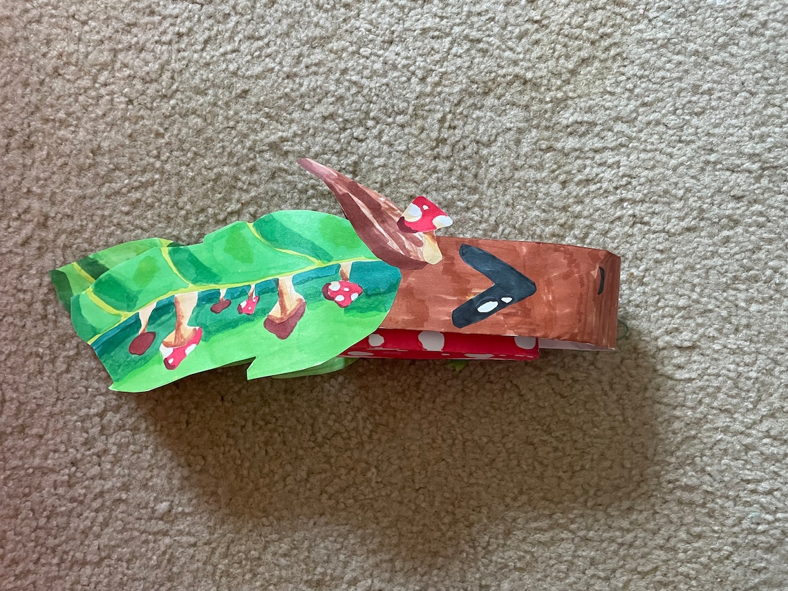 Mushroom Dragon Puppet round Base - Etsy