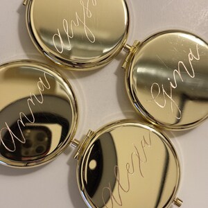 Hand Engraved Gold Compact Mirror, Personalized Calligraphy Gift - Etsy